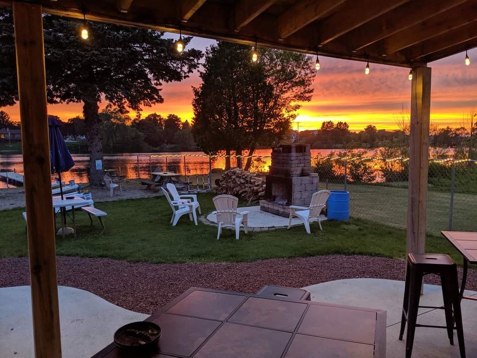 Whisky D's | Two Rivers Wisconsin